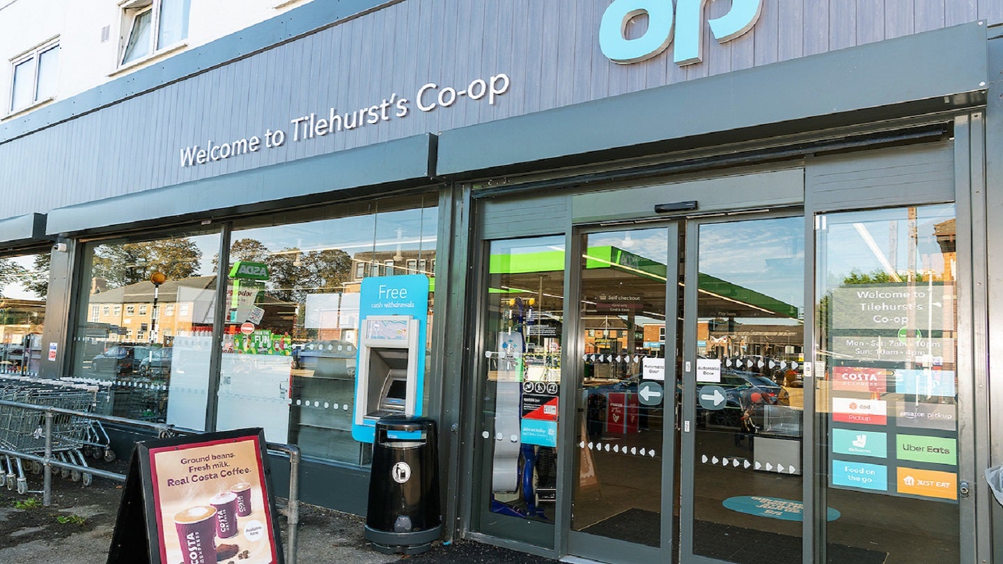 Co-op re-opens Tilehurst store reopens after extensive revamp