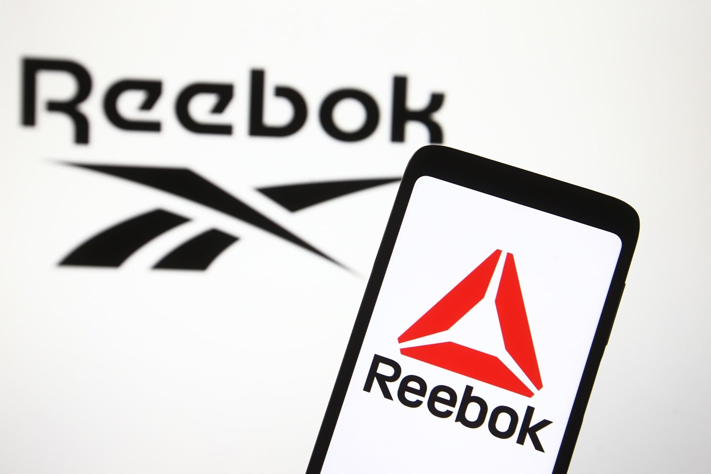 Authentic teams up with Reshop to streamline refund experience