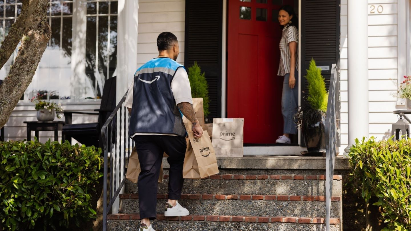 Amazon to close US Go, Fresh stores and bet on Whole Foods